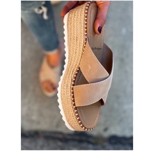 Fabutiq | Shoes | Nude Criss Cross Jute Platform Sanda | Poshmark